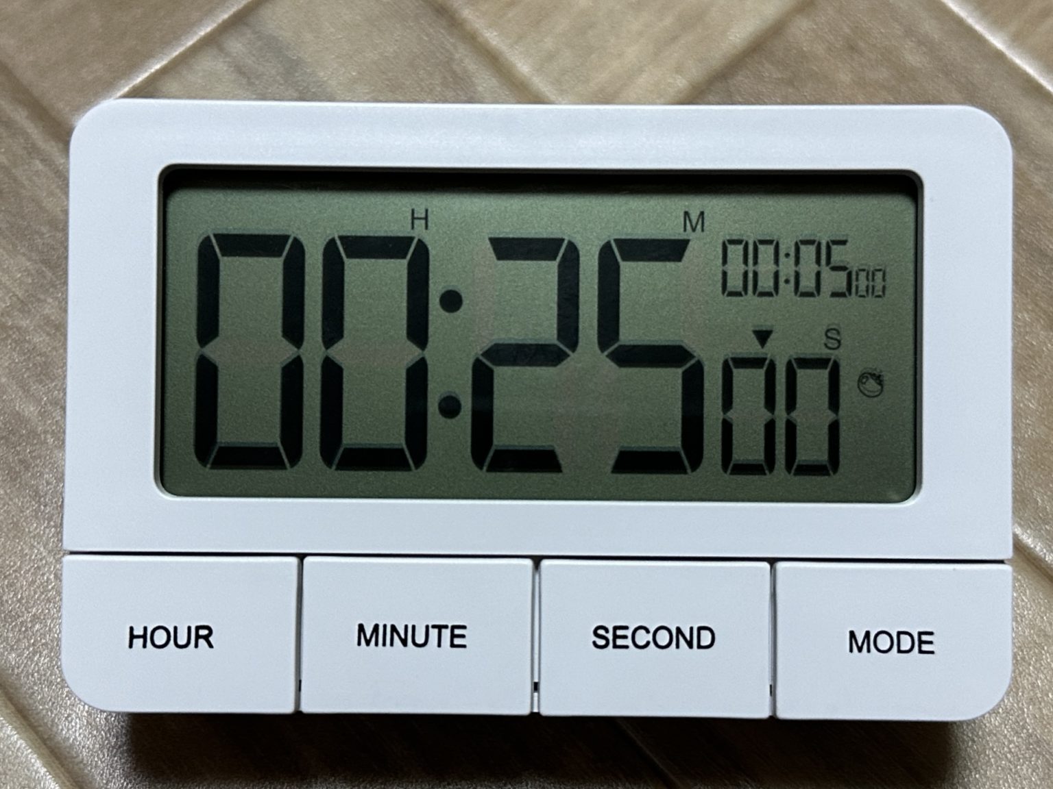 【数字大好きっ子愛用品】Daisoのデジタルタイマー時計が多機能なのにコスパ良し！